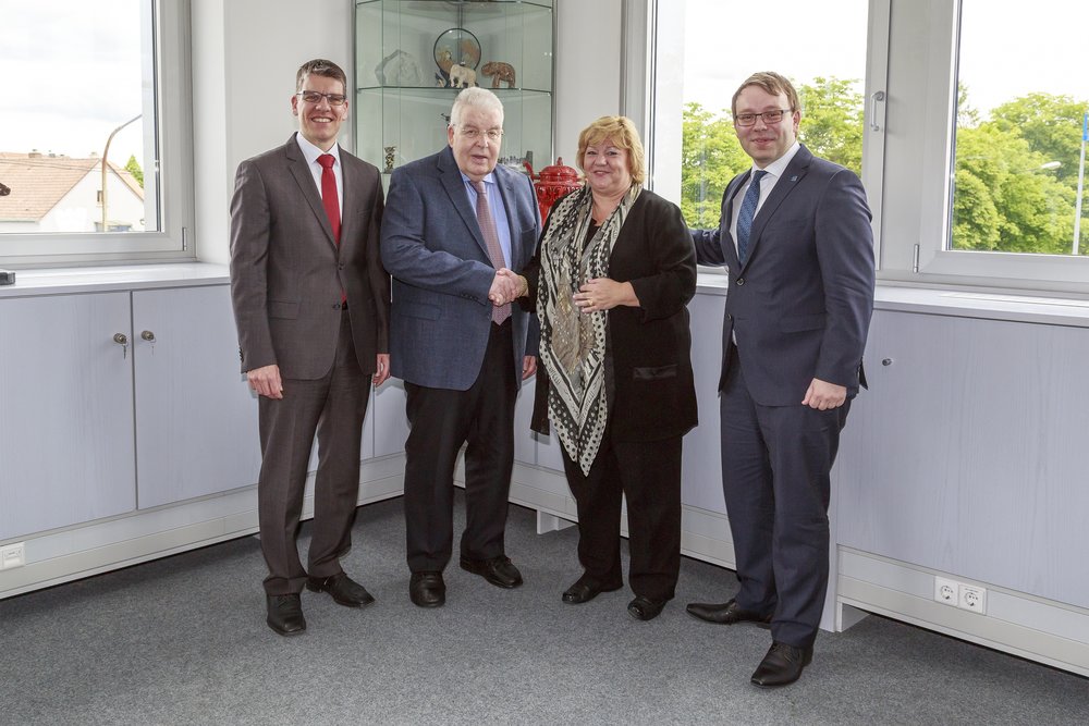 Safe-Lock™技術提携 MAPAL社とHAIMER社 | エンジニアリング日本